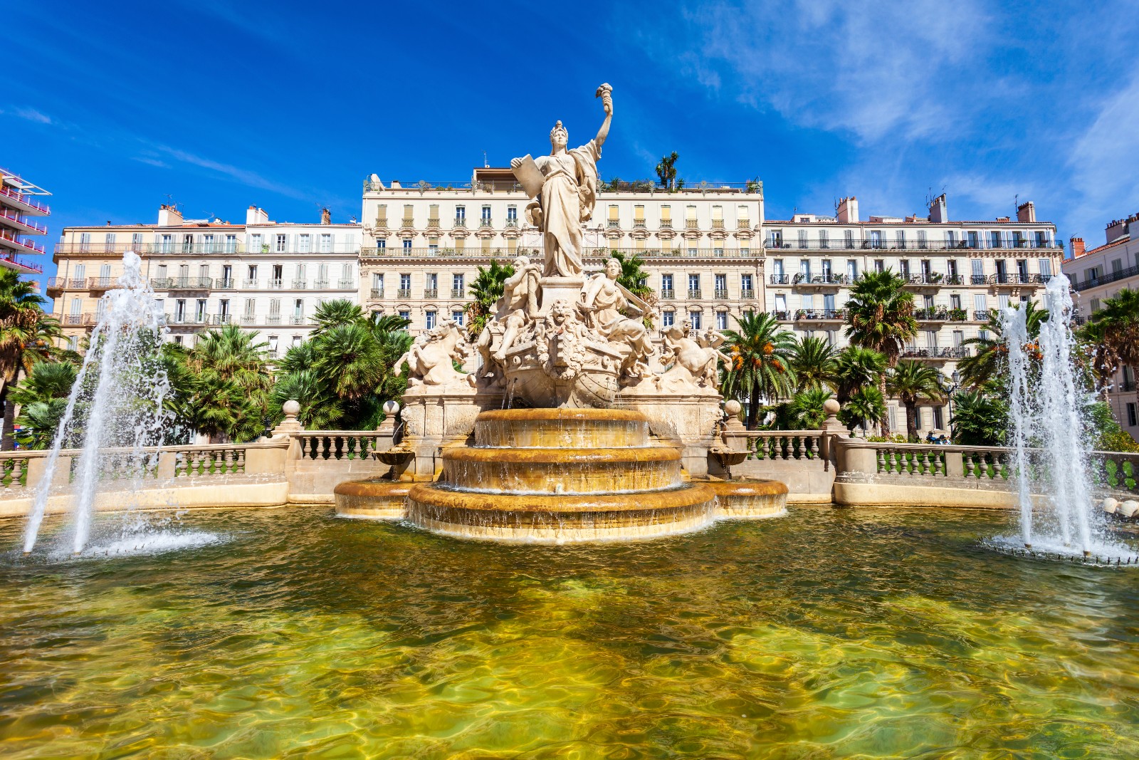 Toulon - Things to do and travel guide